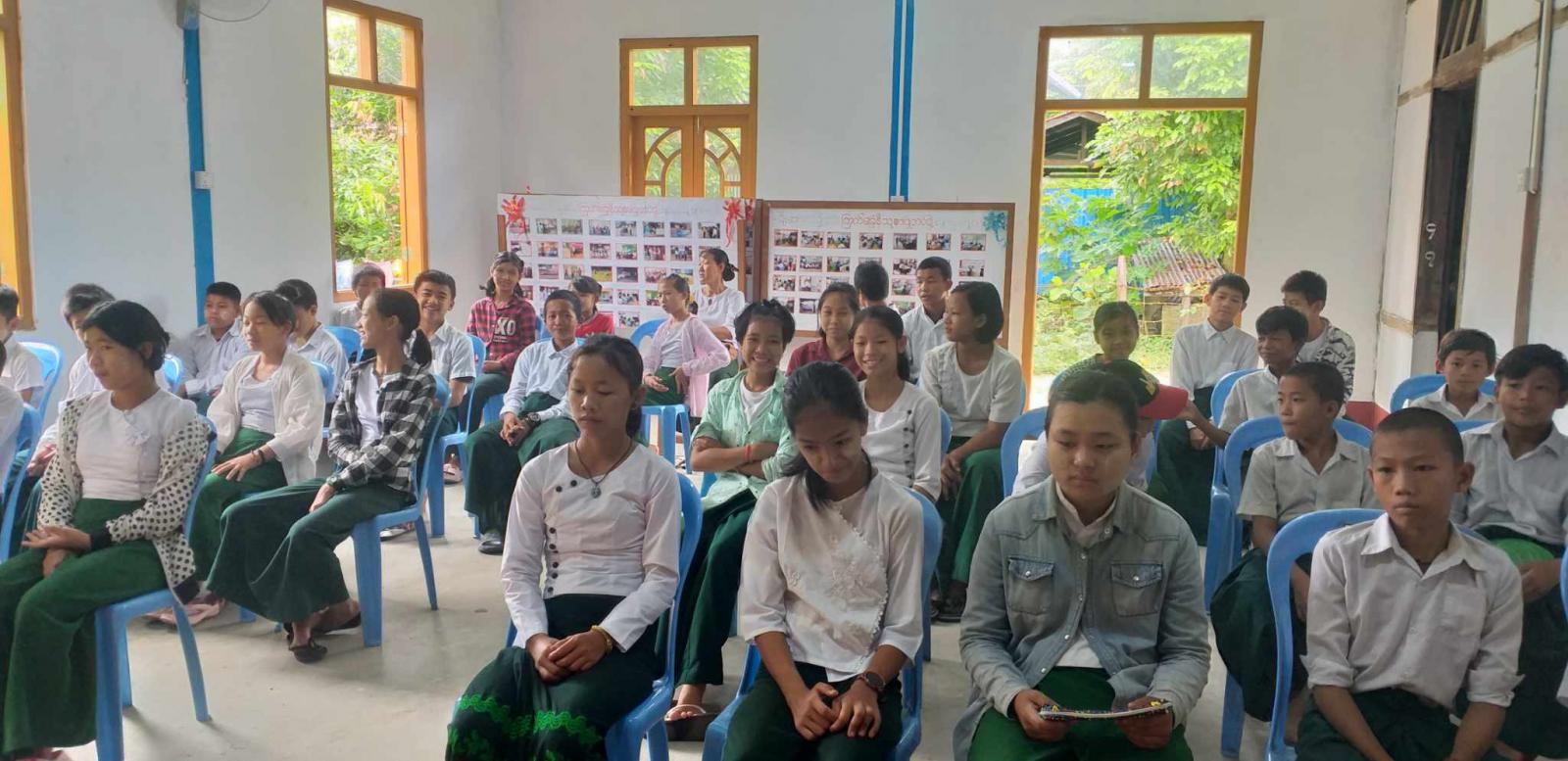 မိုးမောက်မြို့နယ်၌ ကလေးသူငယ်အခွင့်အရေးဆိုင်ရာ အသိပညာပေးဟောပြောပွဲကျင်းပ Information And Public